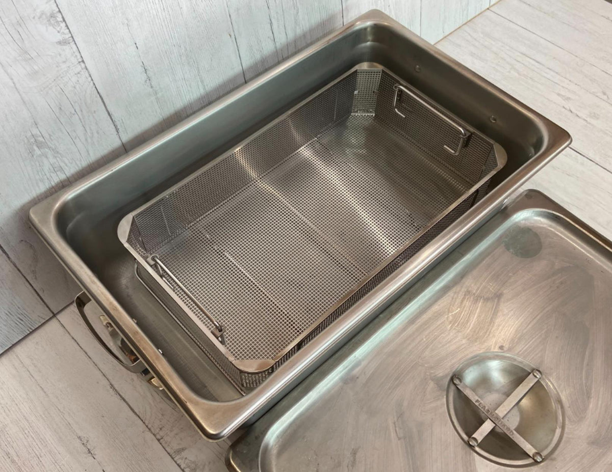 Flash/Guard Stainless Steel Sterilization Pan With Strainer| KeeboMed