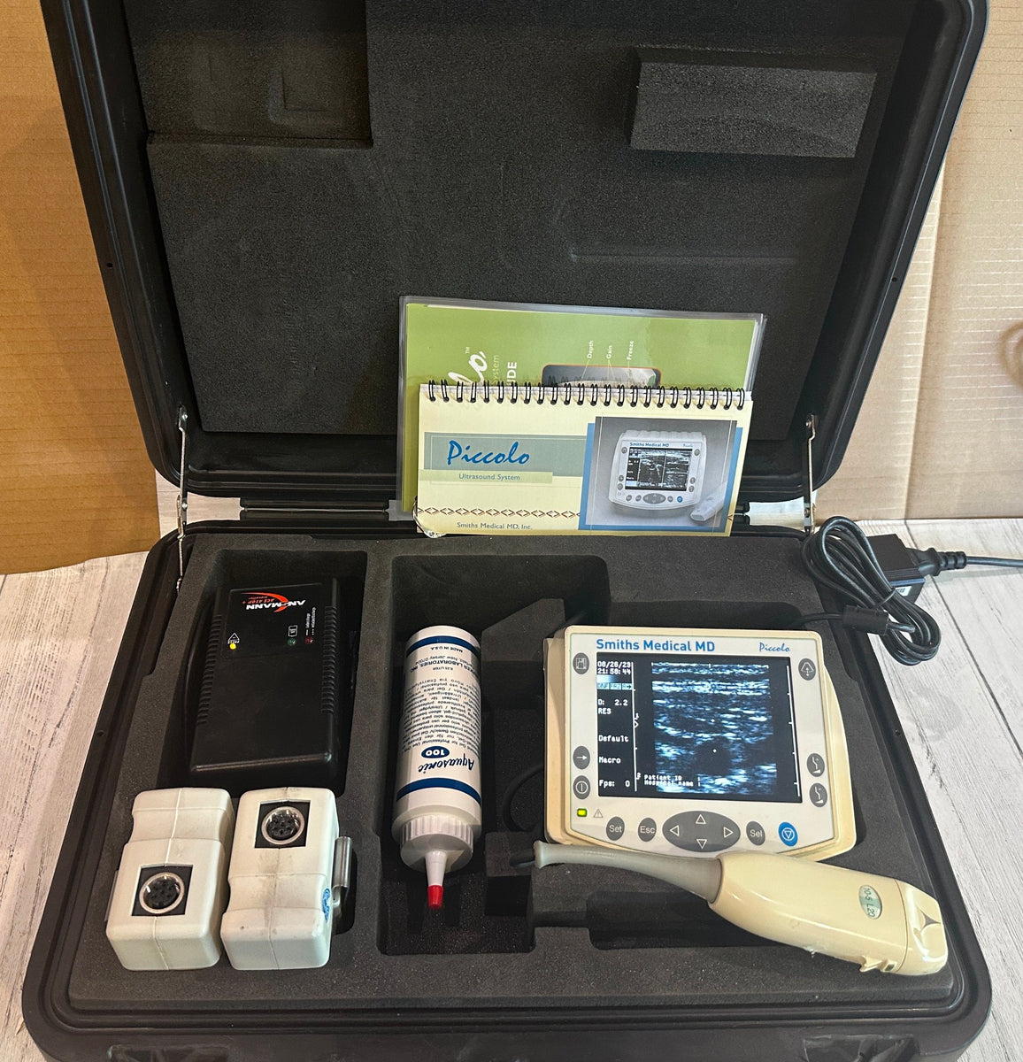 Piccolo handheld Ultrasound with linear probe L20 – KeeboMed